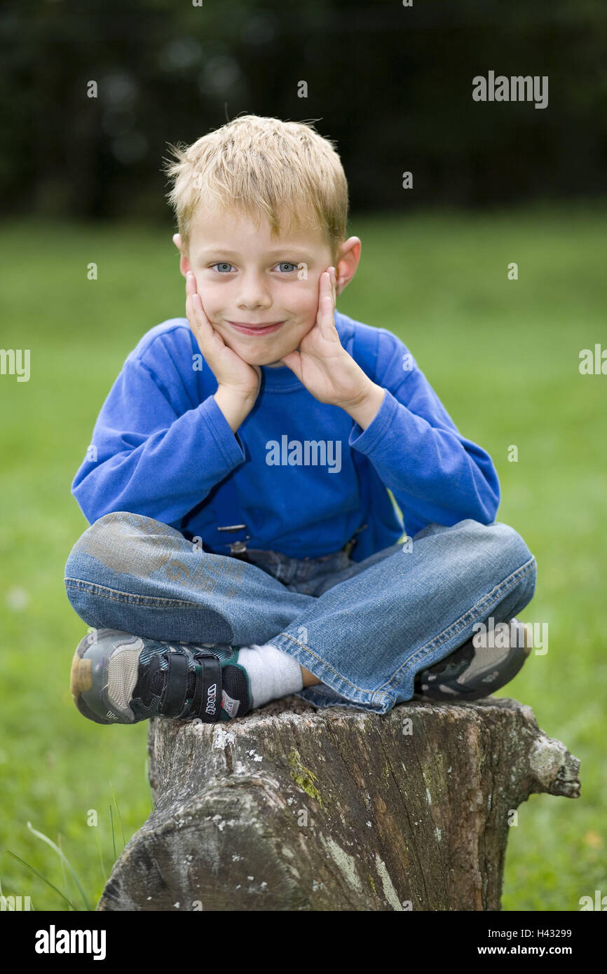Boy, smile, cross legged, trunk, person, child, whole body, sit, happy ...