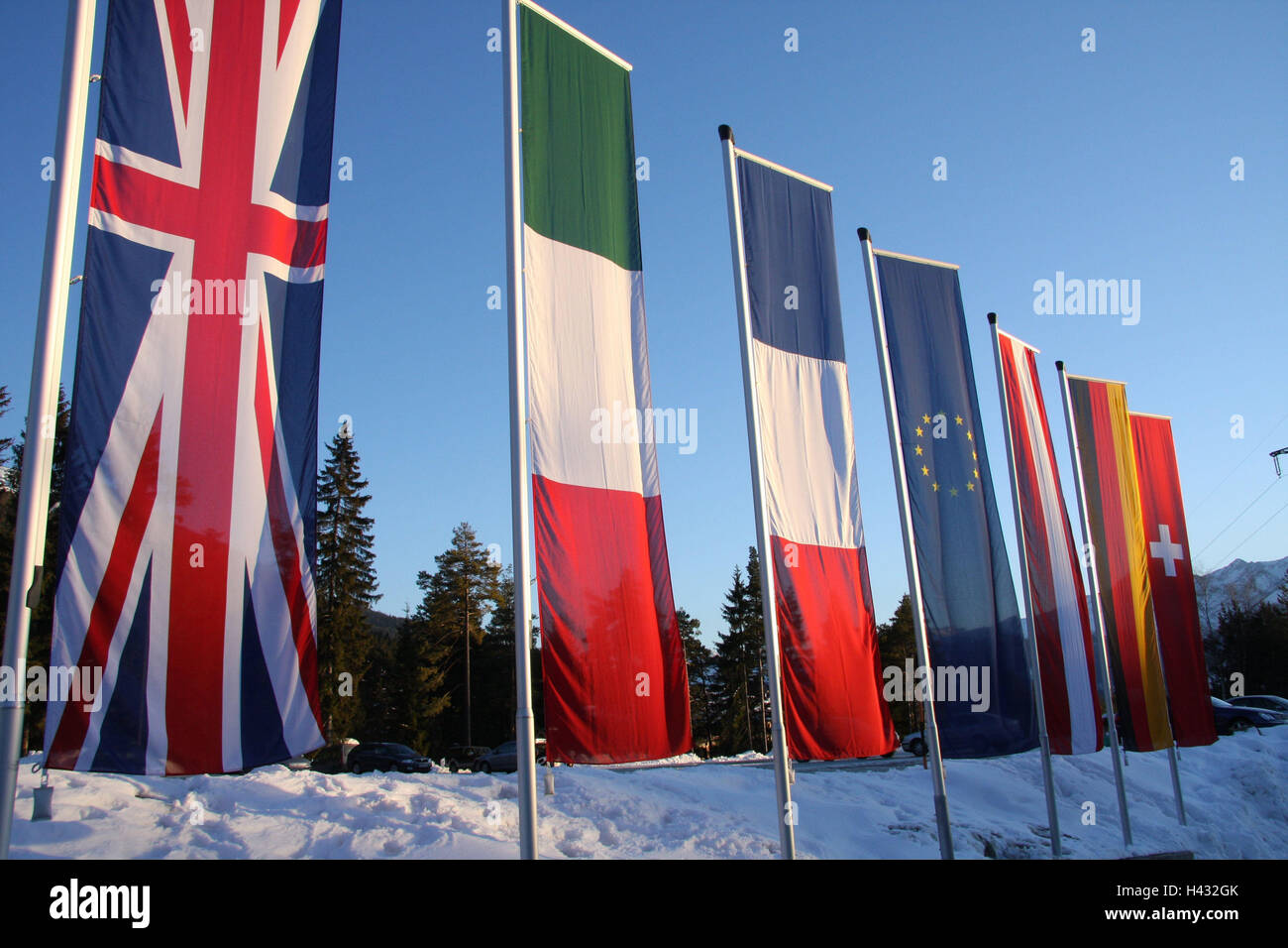 Austria, Tyrol, sea field, skiing area Horse hut, flags ...