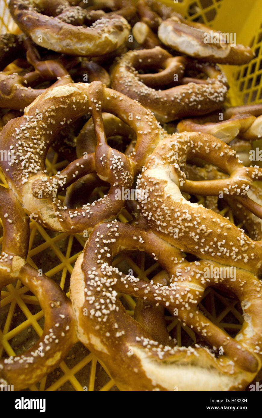 Pretzel several cake cakes pastries hi-res stock photography and images ...