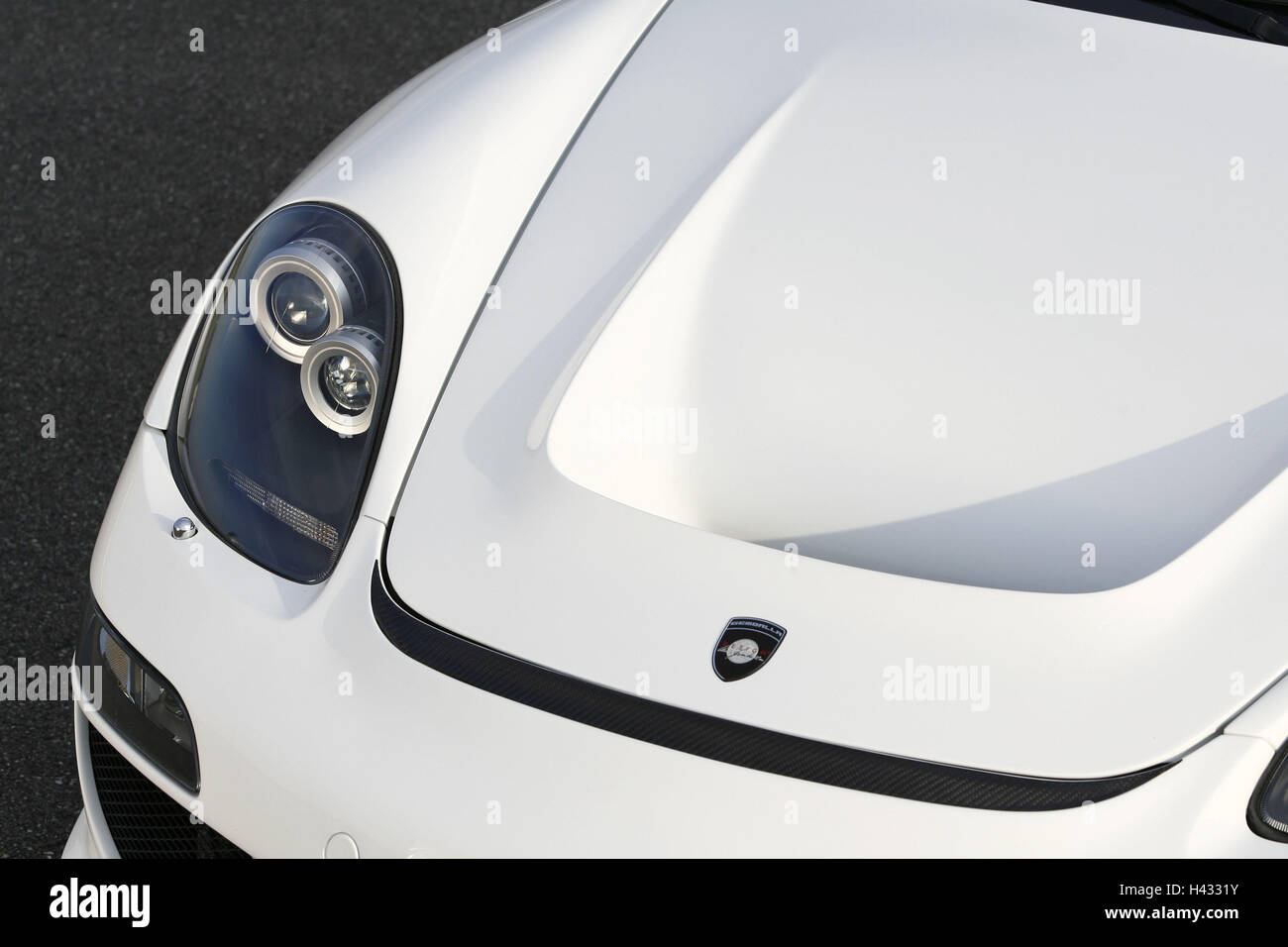 Gemballa Porsche, Avalanche, white, front in the first slice Stock ...