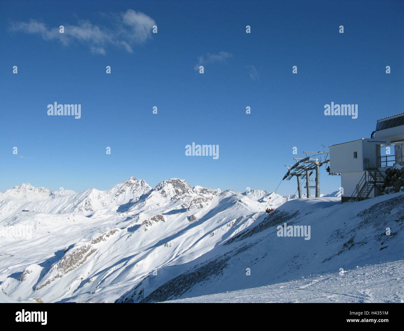 Austria, Tyrol, Silvrettagebiet, Ischgl, Idalpe, ski runway, top ...