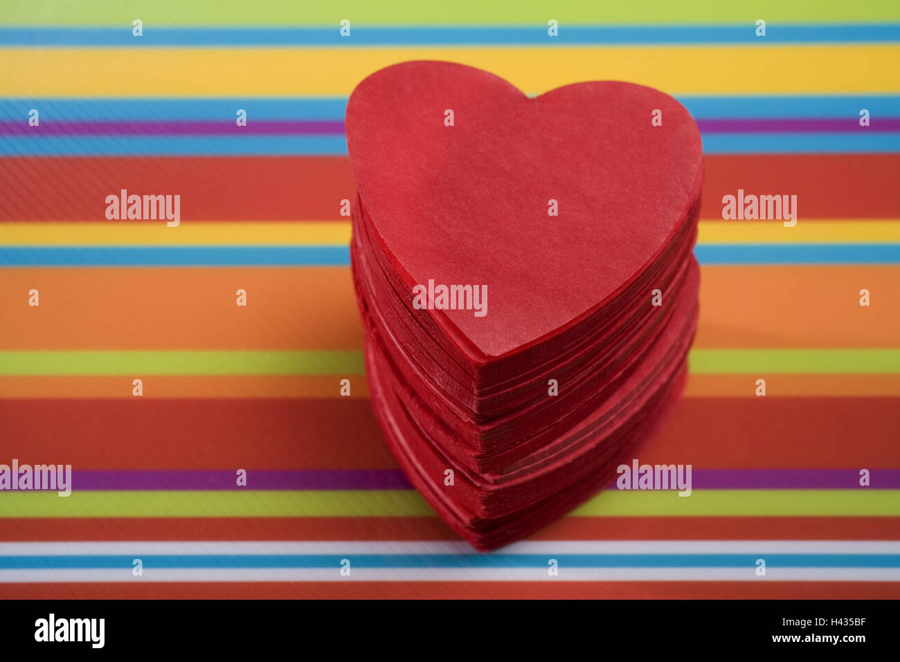 Material-hearts, red, stack, material-track, material, colorfully ...