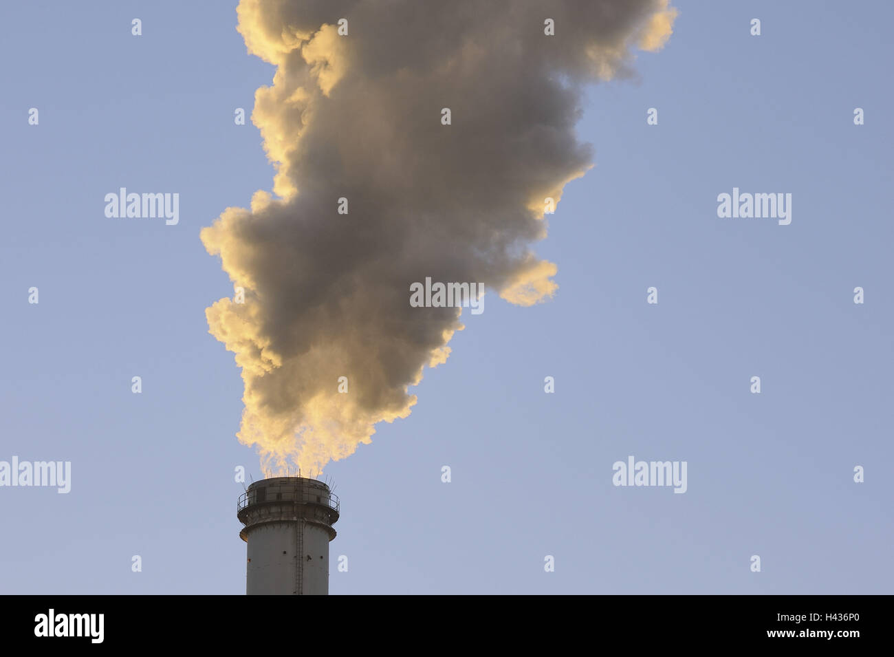 Factory, industry, chimneys, smoke, CO2 Stock Photo - Alamy