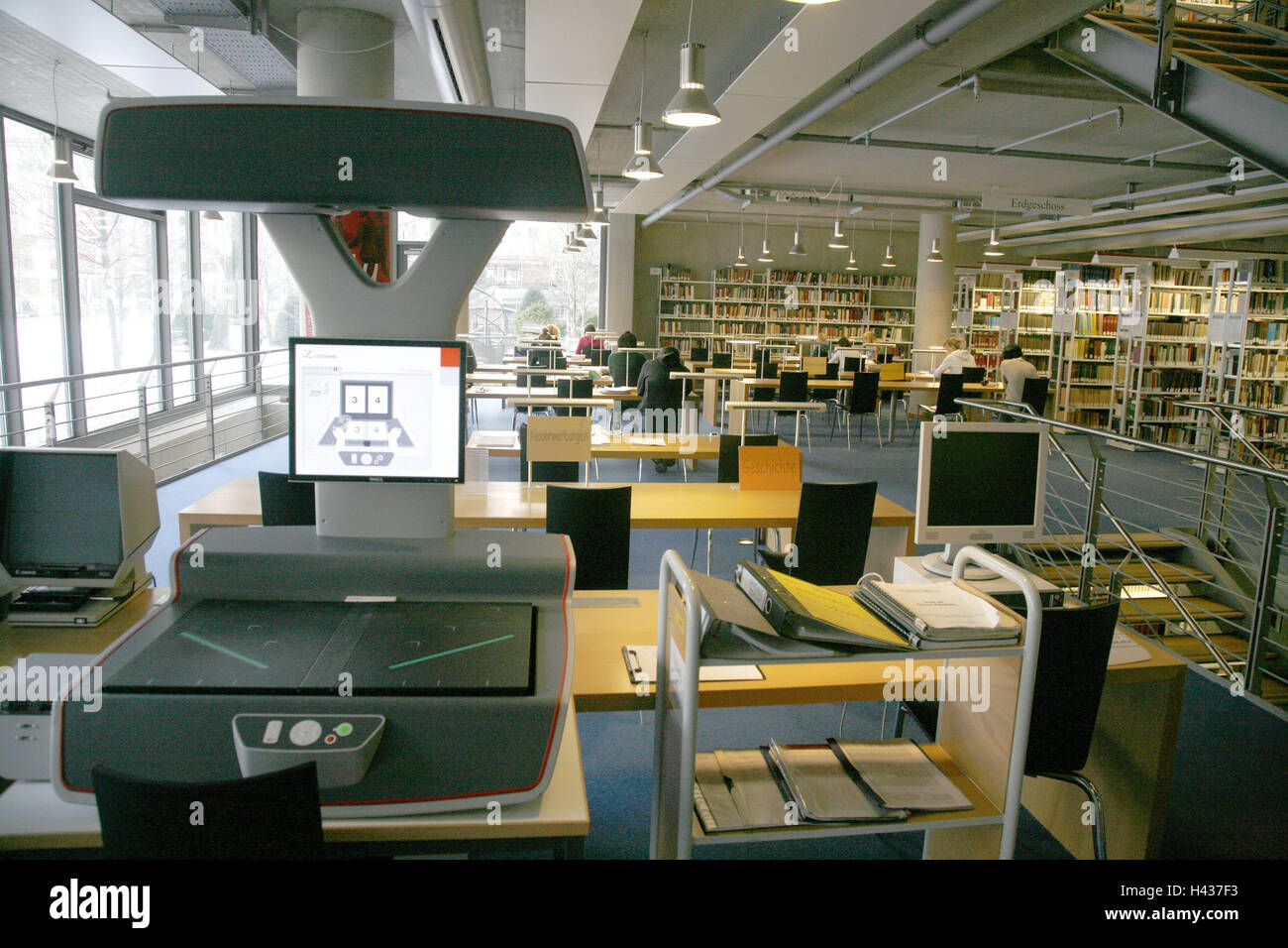 University, library, student, learn, back view, no model release ...