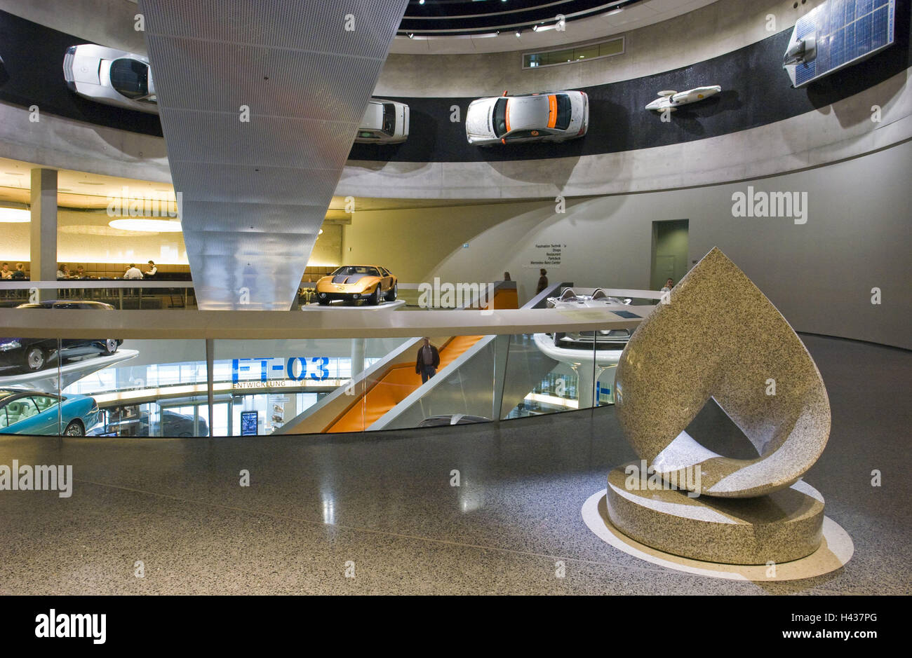 Daimler benz building hi-res stock photography and images - Alamy