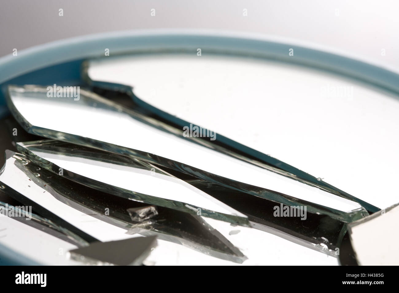 Seven shards hi-res stock photography and images - Alamy