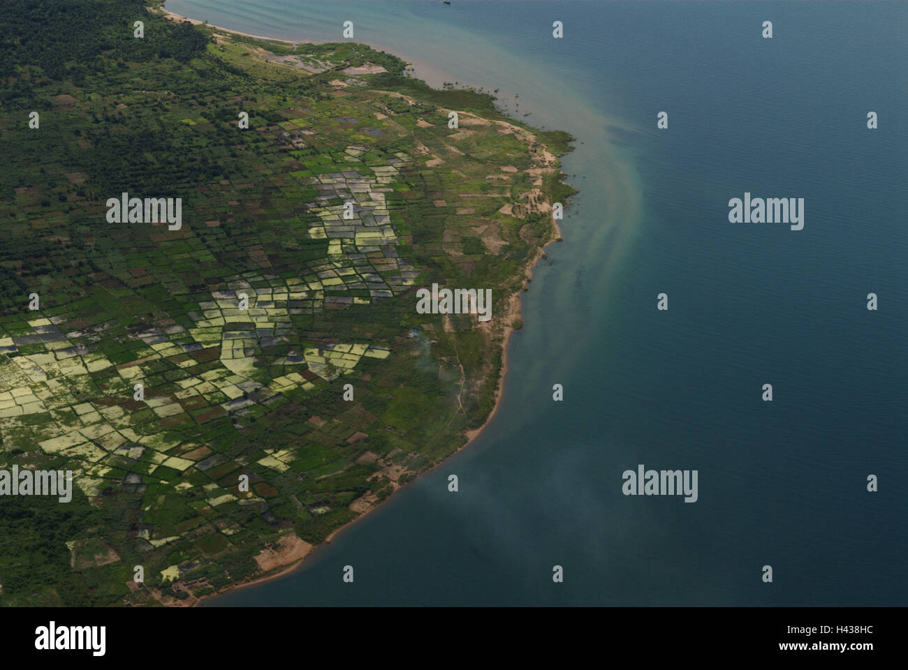Lake tanganyika aerial hi-res stock photography and images - Alamy