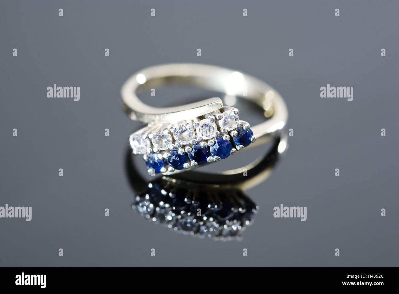 Blur ring hi-res stock photography and images - Alamy