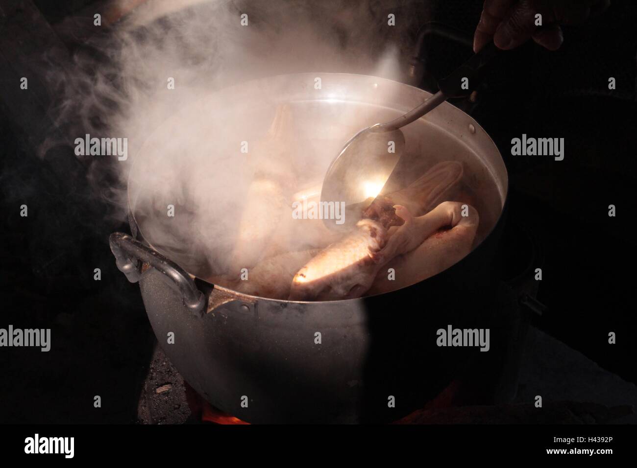 Cooking food on campfire hi-res stock photography and images - Alamy