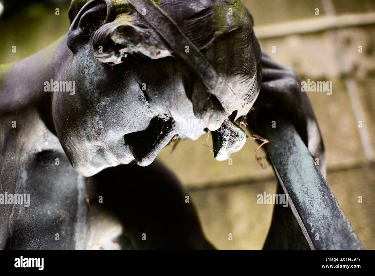 Cemetery, tomb figure, medium close-up, gravestone, tomb, icon, grief ...