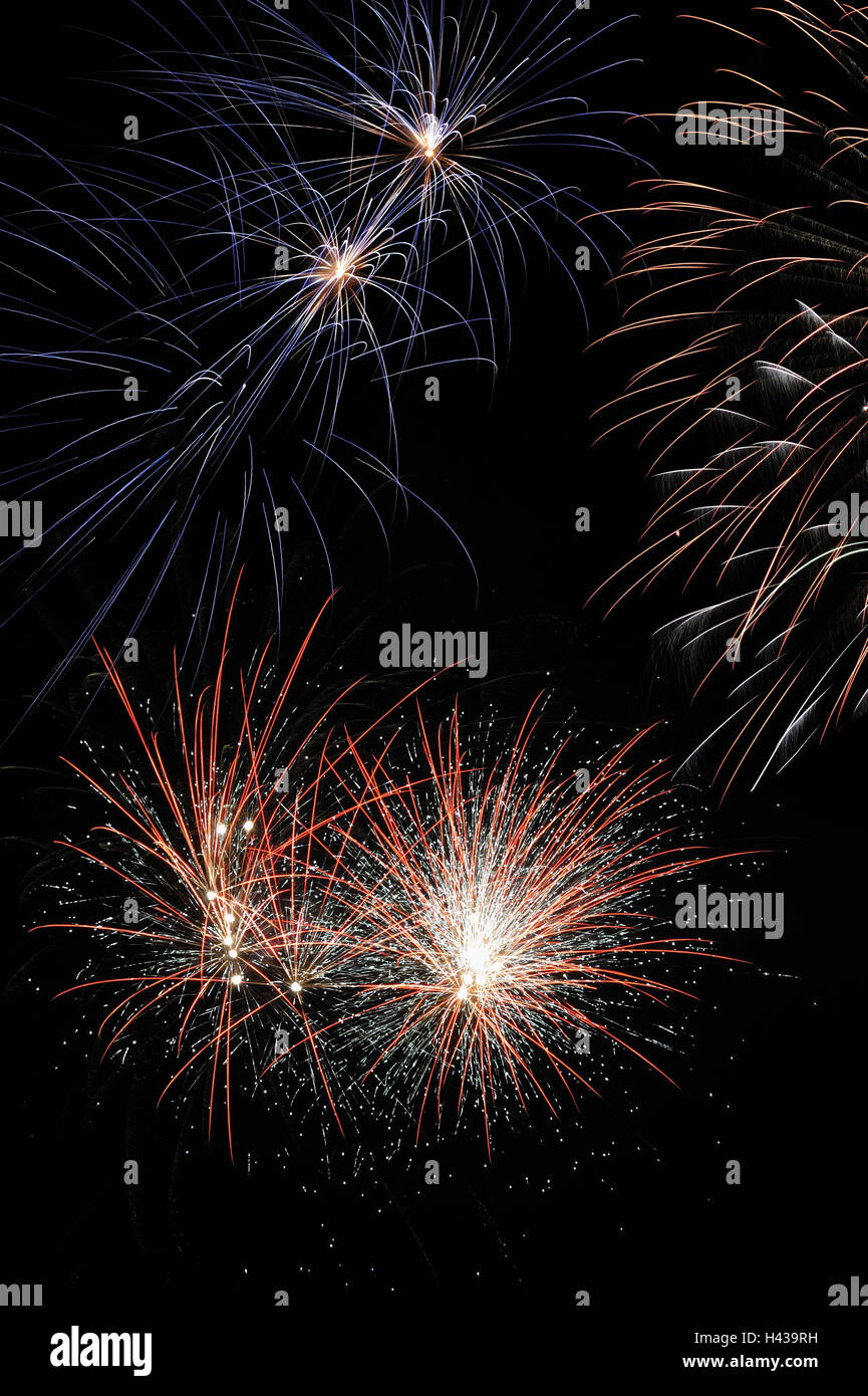 Lighting fireworks hi-res stock photography and images - Alamy