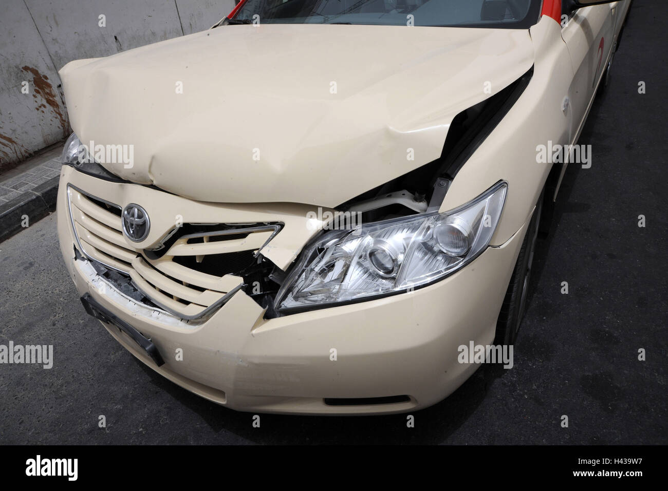 Car radiator damage hi-res stock photography and images - Alamy