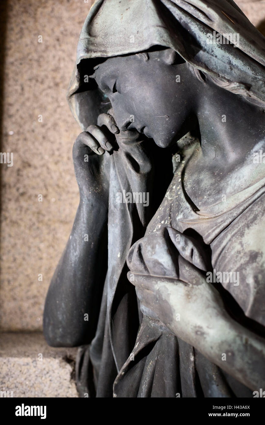 Cemetery, tomb figure, medium close-up, gravestone, tomb, icon, grief ...