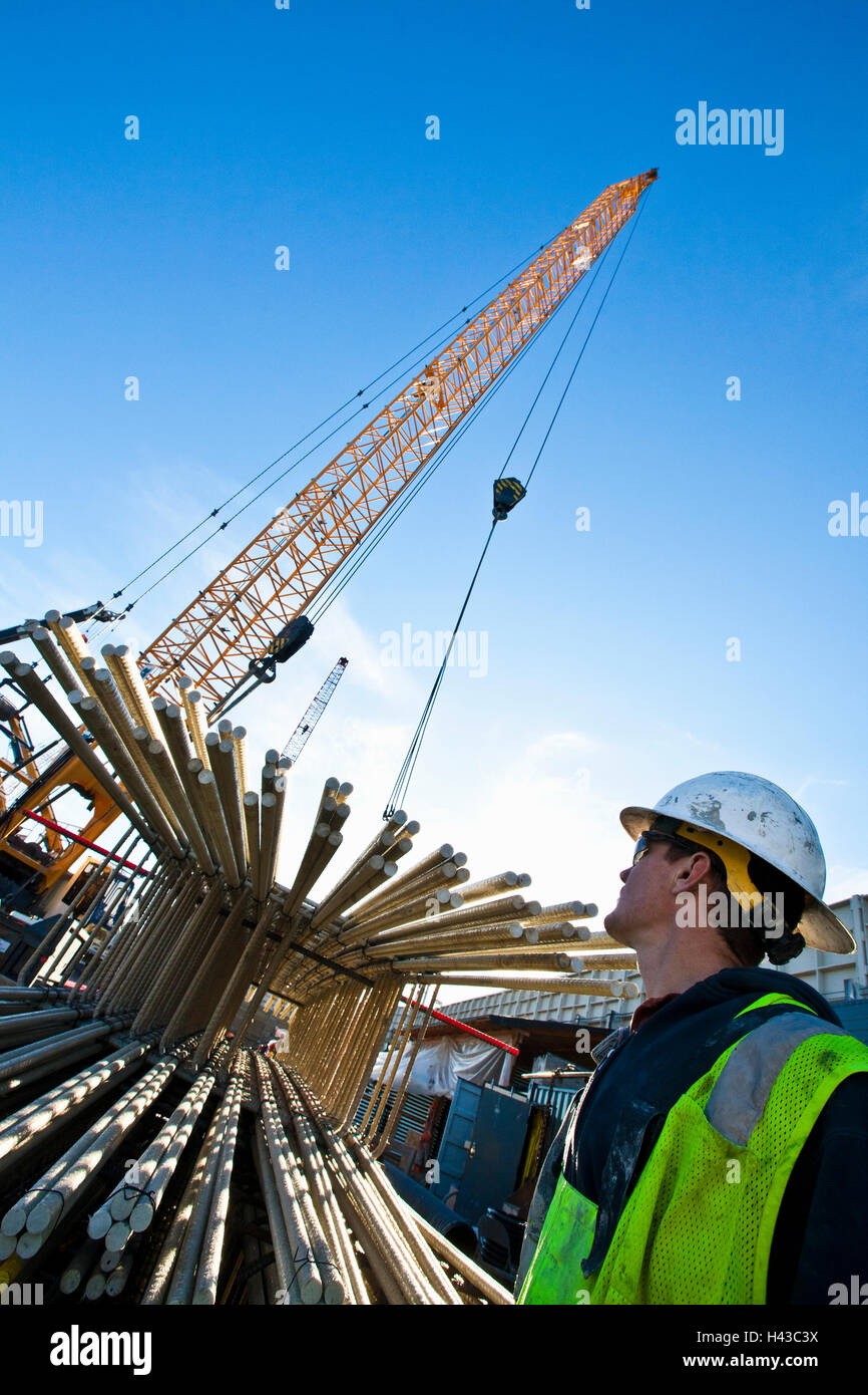 Side profile of a construction worker hi-res stock photography and ...