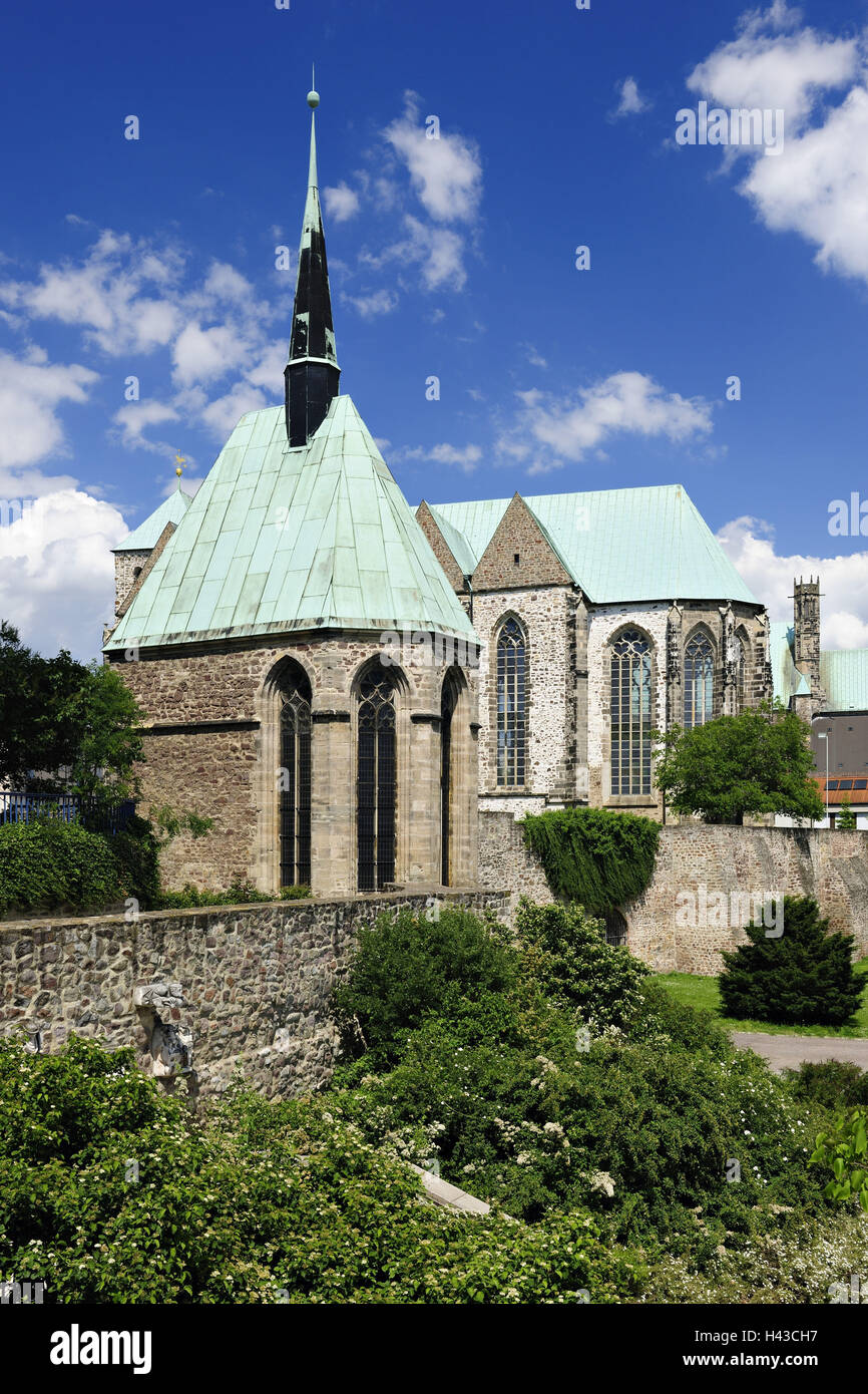 The gothic magdalenenkapelle at the city wall hi-res stock photography ...