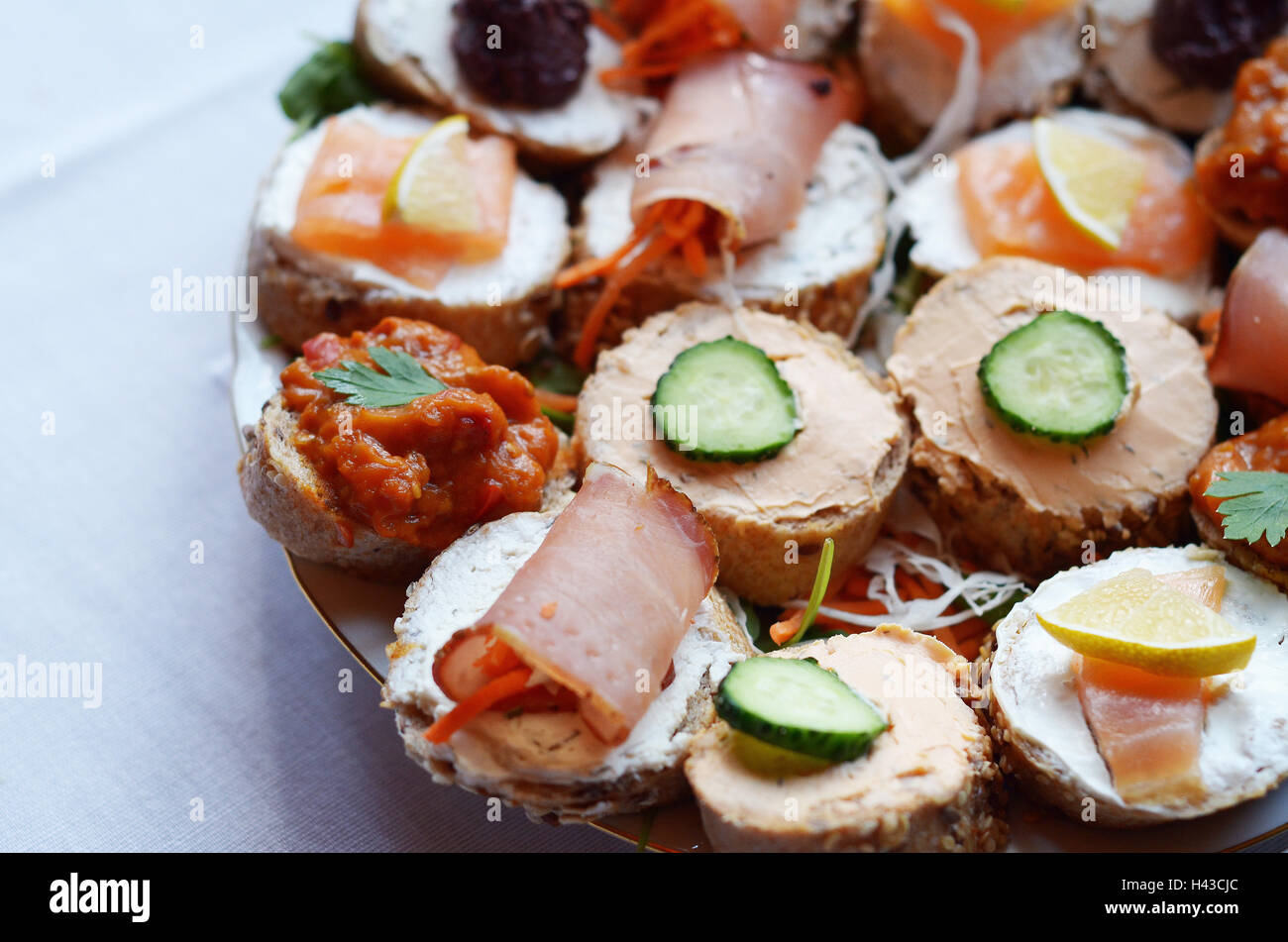 Appetizers hi-res stock photography and images - Alamy