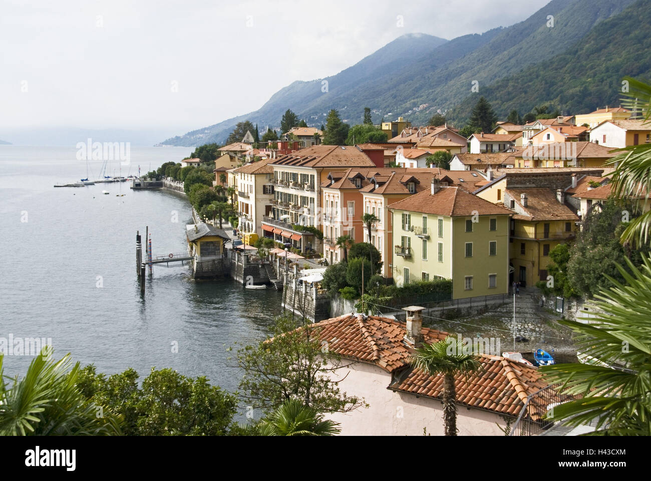 Italy, Piedmont, Lago Maggiore, Cannero Riviera, local overview Stock ...