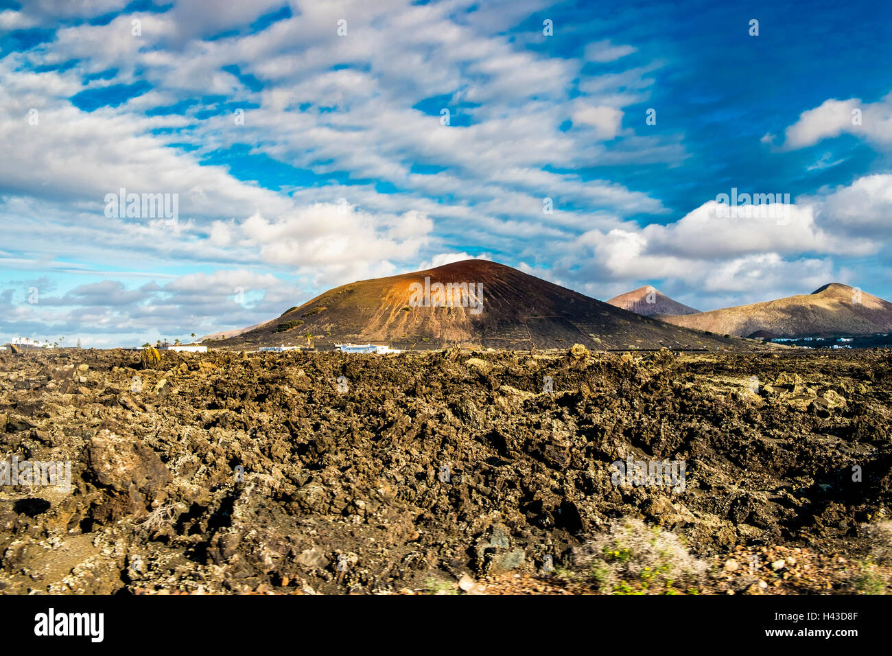 Volcano landscape, Parque Nacional de Timanfaya, Lanzarote, Canary ...
