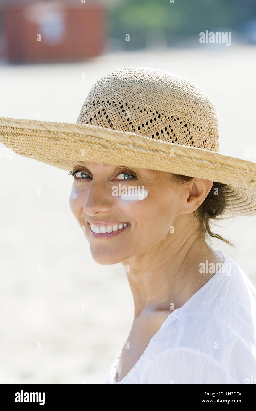 Woman, portrait, straw hat, look, cream, smile, model released Stock ...