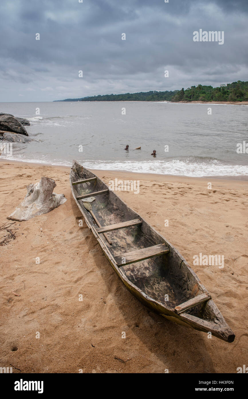 Dugout canoe on the beach, Ebodjé, Southern Region, Cameroon Stock ...