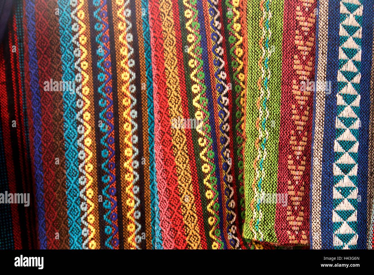 Traditional thai clothing hi-res stock photography and images - Alamy