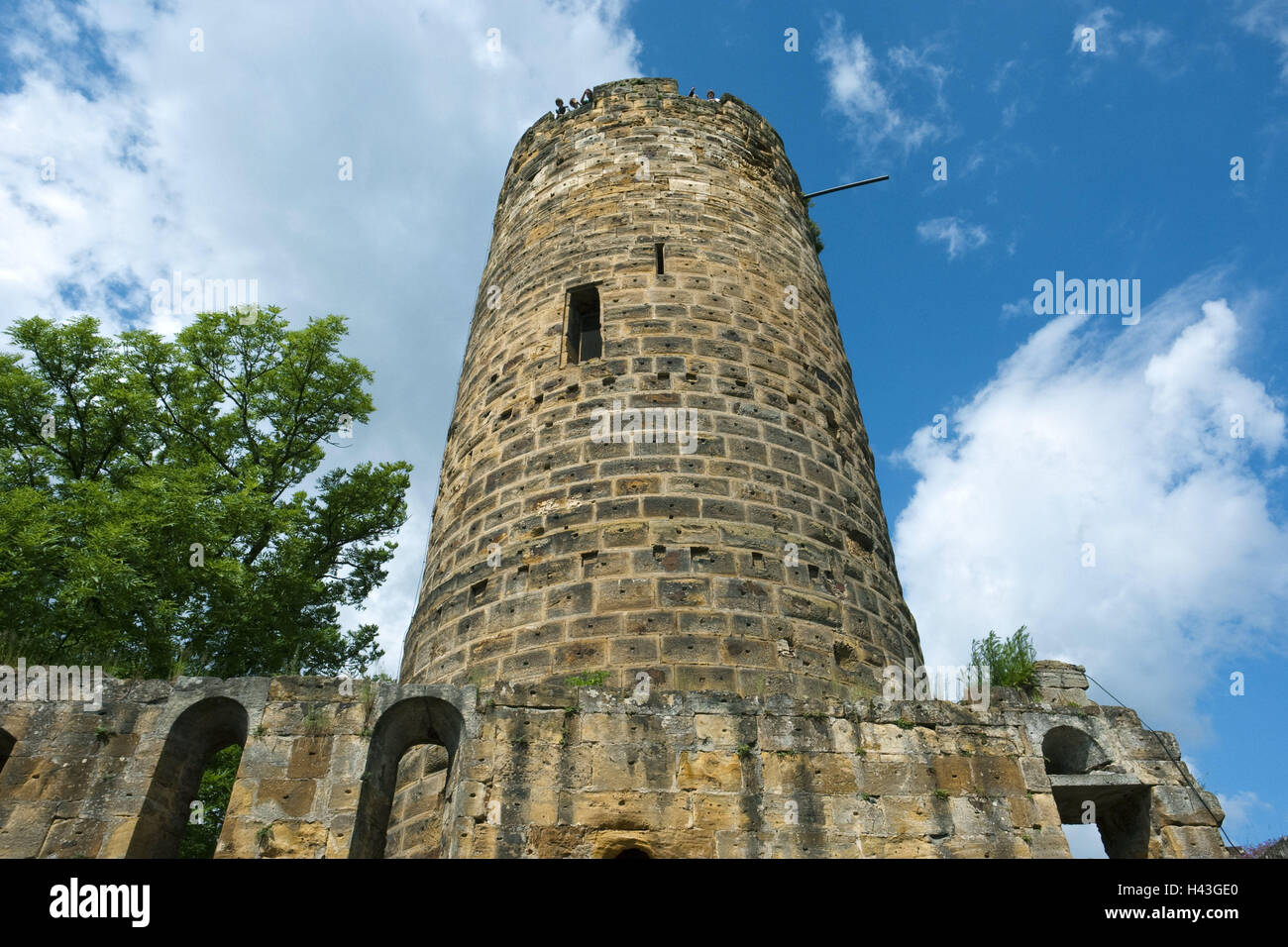 Germany, Baden-Wurttemberg, Salach, castle ruin Staufeneck, donjon ...