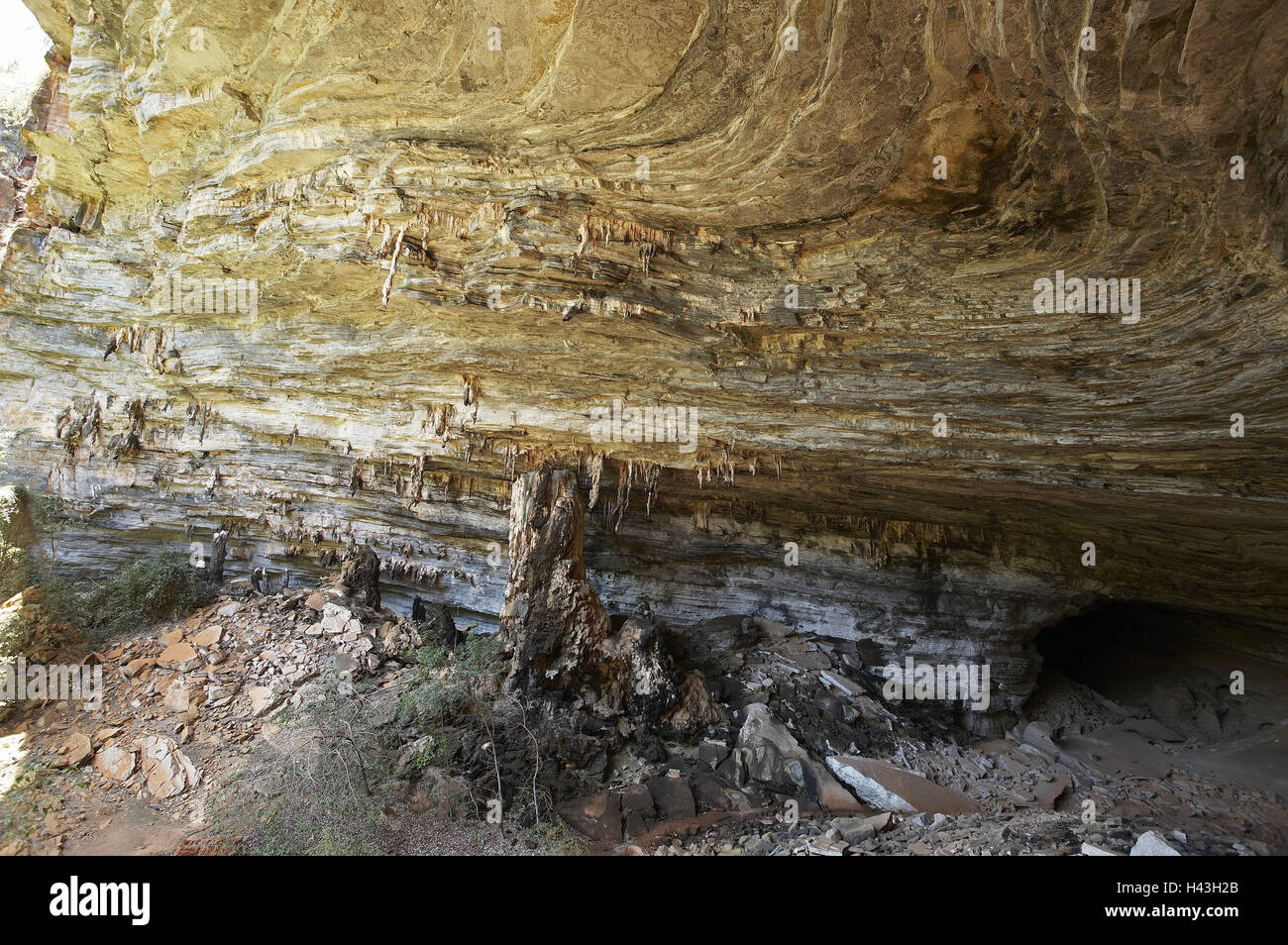 Brazil, Bahia, Chapada Diamantina, limestone cave, input, detail, South ...