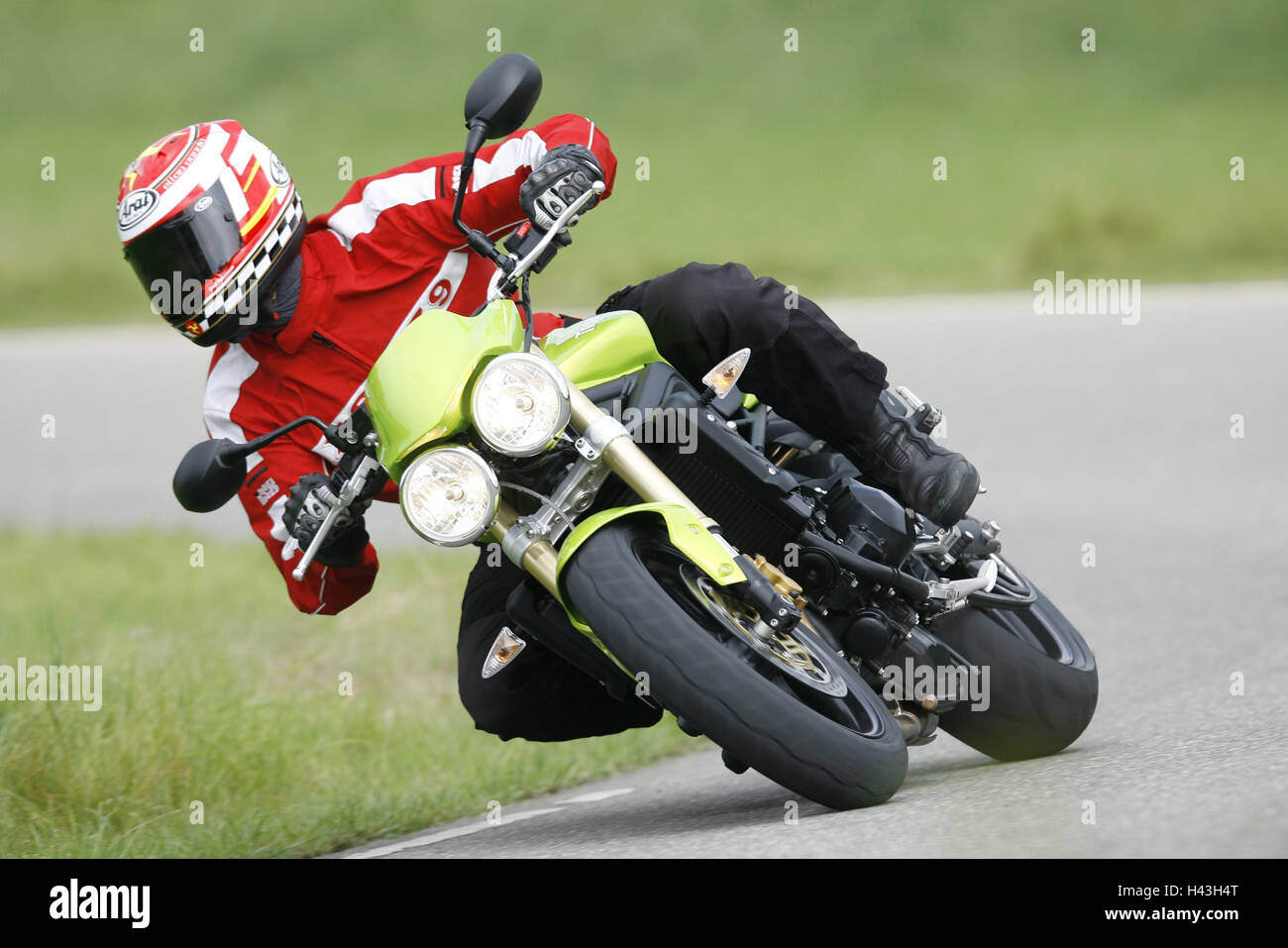 Triumph, slant, bend, helped to pull, bend position, motorcycle, nature ...