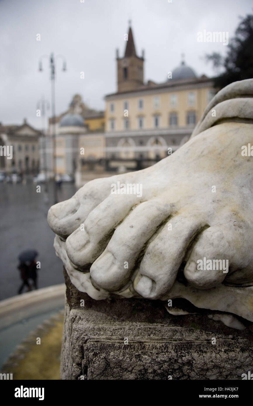Statue rome foot hi-res stock photography and images - Alamy