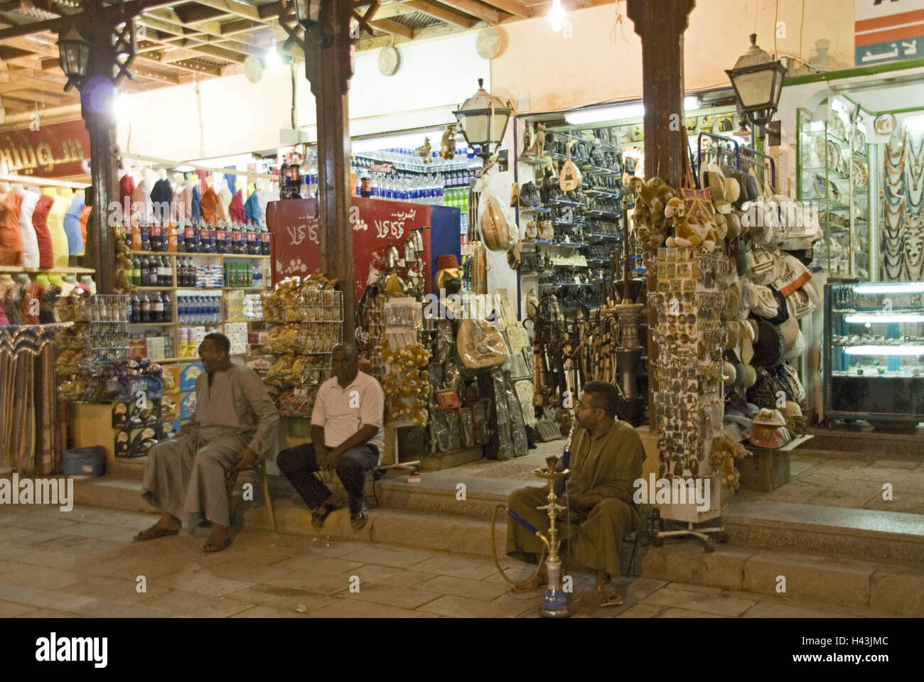 Shopping egypt hi-res stock photography and images - Alamy