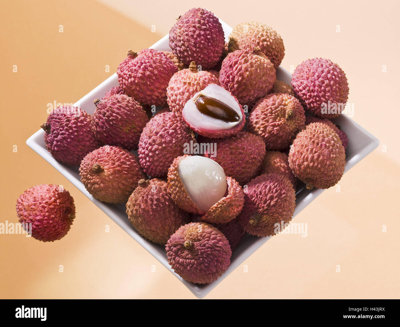 Porcelain bowl, litchi, tropical fruits, fruits, "dear fruits", scarfs ...