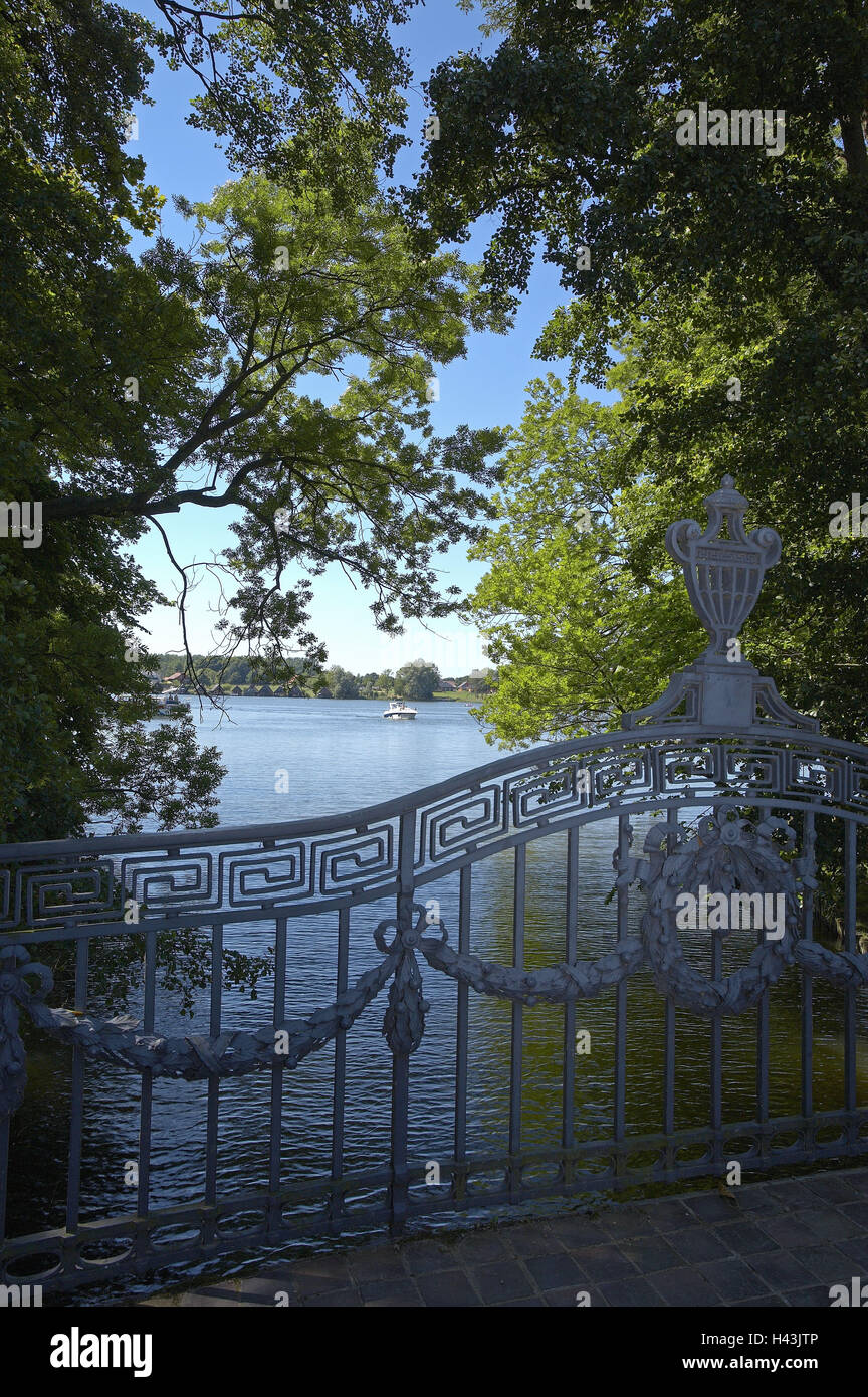 Germany, Mecklenburg lowland plain full lakes, Müritz, island, sea lock ...