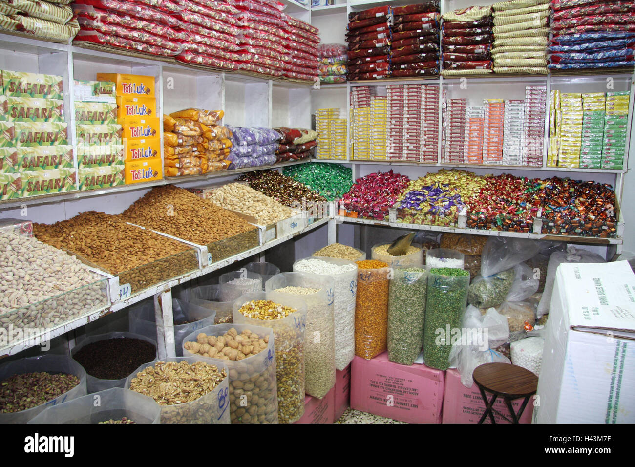 Qatar, Doha, Souq Wagif, spice shop, nuts, figs, detail, Qatar ...