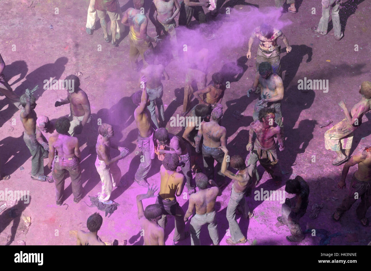 India, Rajasthan, Pushkar, feast, Holi festival, person, colour powder ...