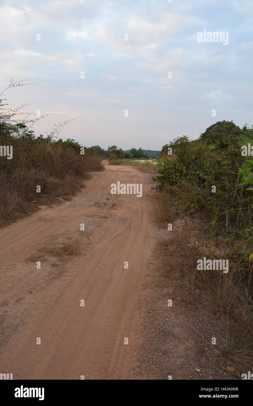 small soil pathway in countryside in dry season Stock Photo - Alamy