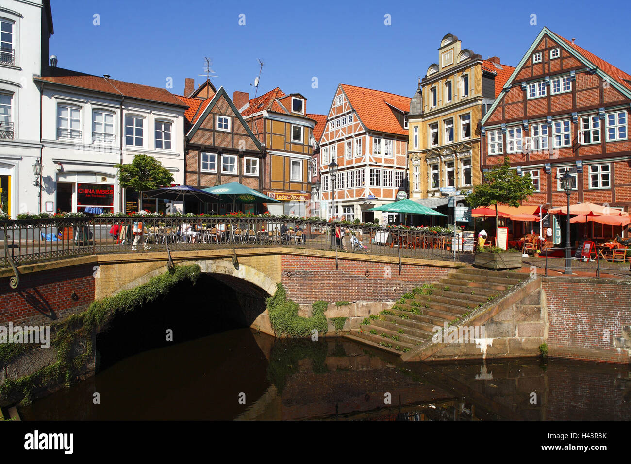 Germany, Lower Saxony, Stade, Hanse harbour with road train water west ...