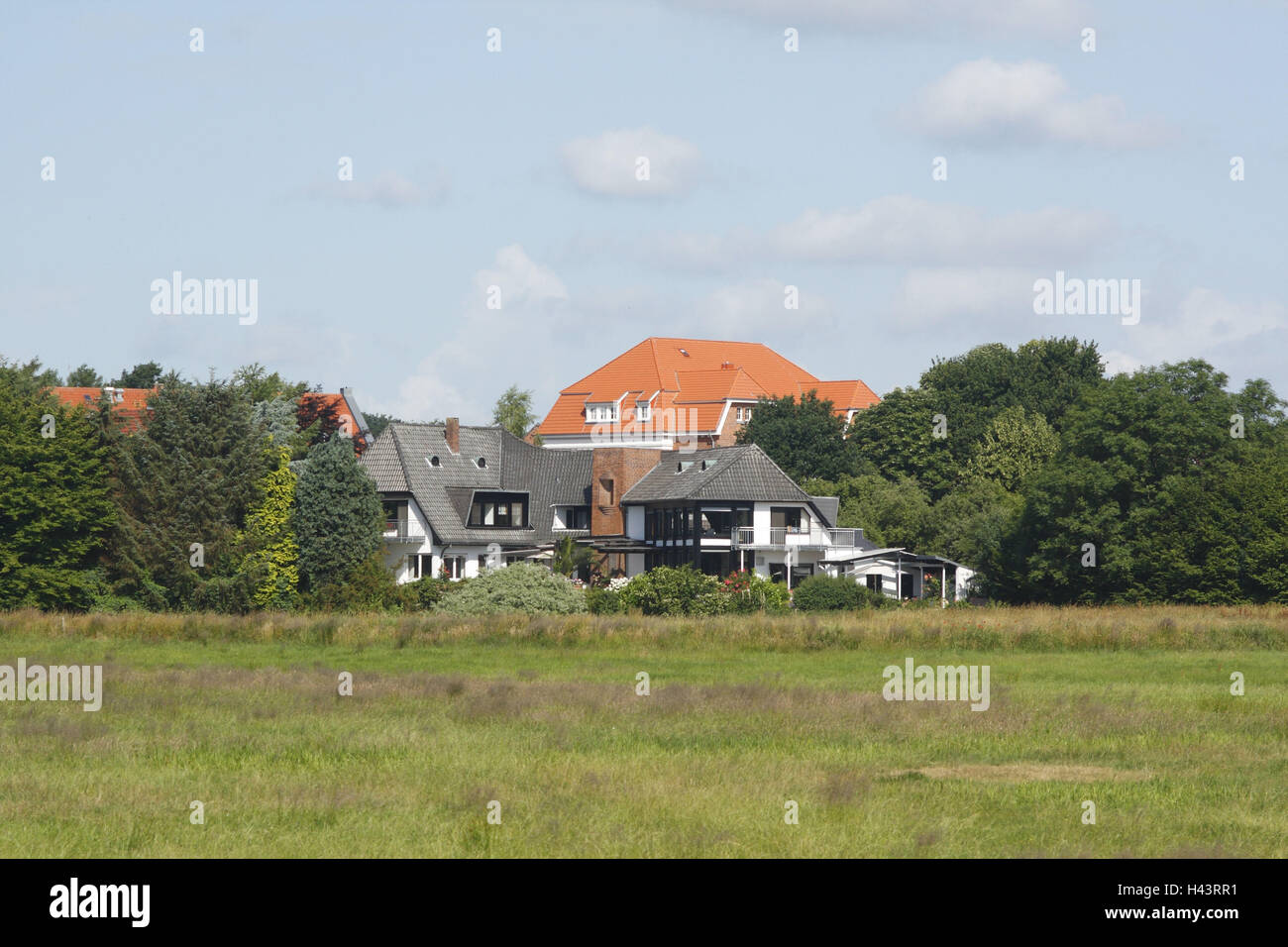 Charm baker hi-res stock photography and images - Alamy