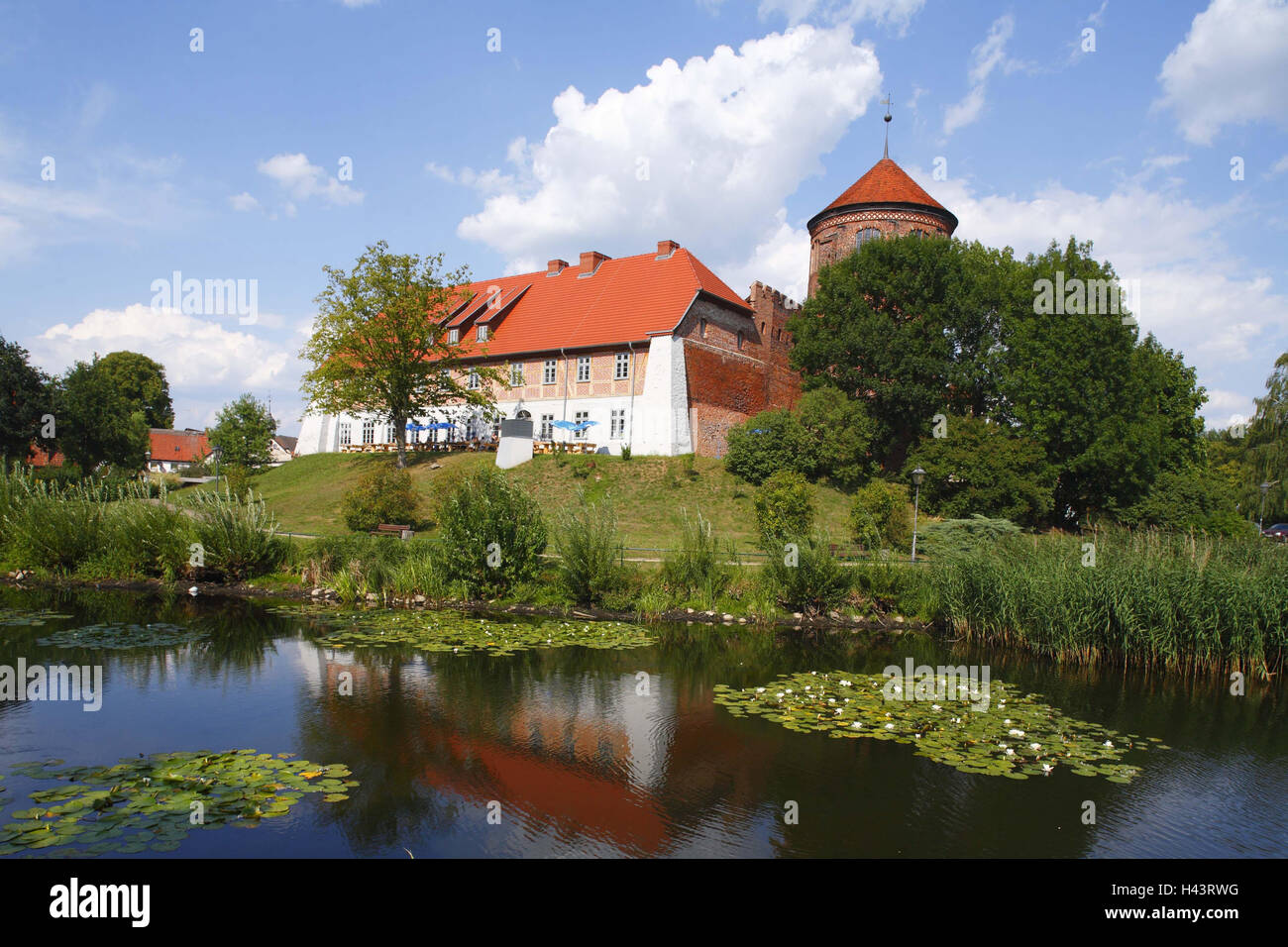 Old castle in the elde hi-res stock photography and images - Alamy