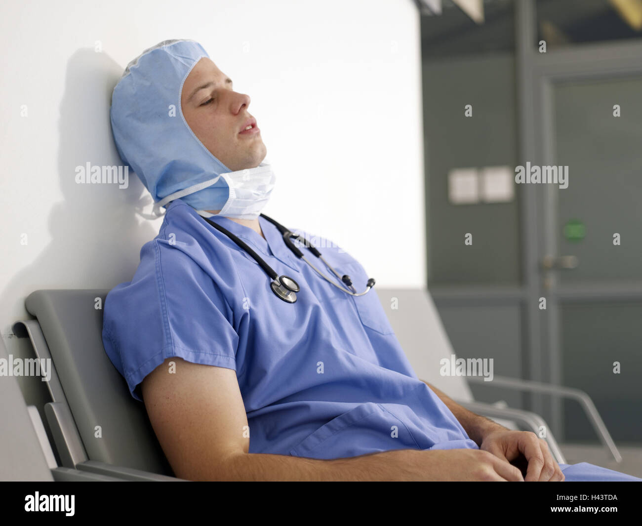 Doctor, houseman, thoughtfully, exhausts, hospital, clinic, operation ...