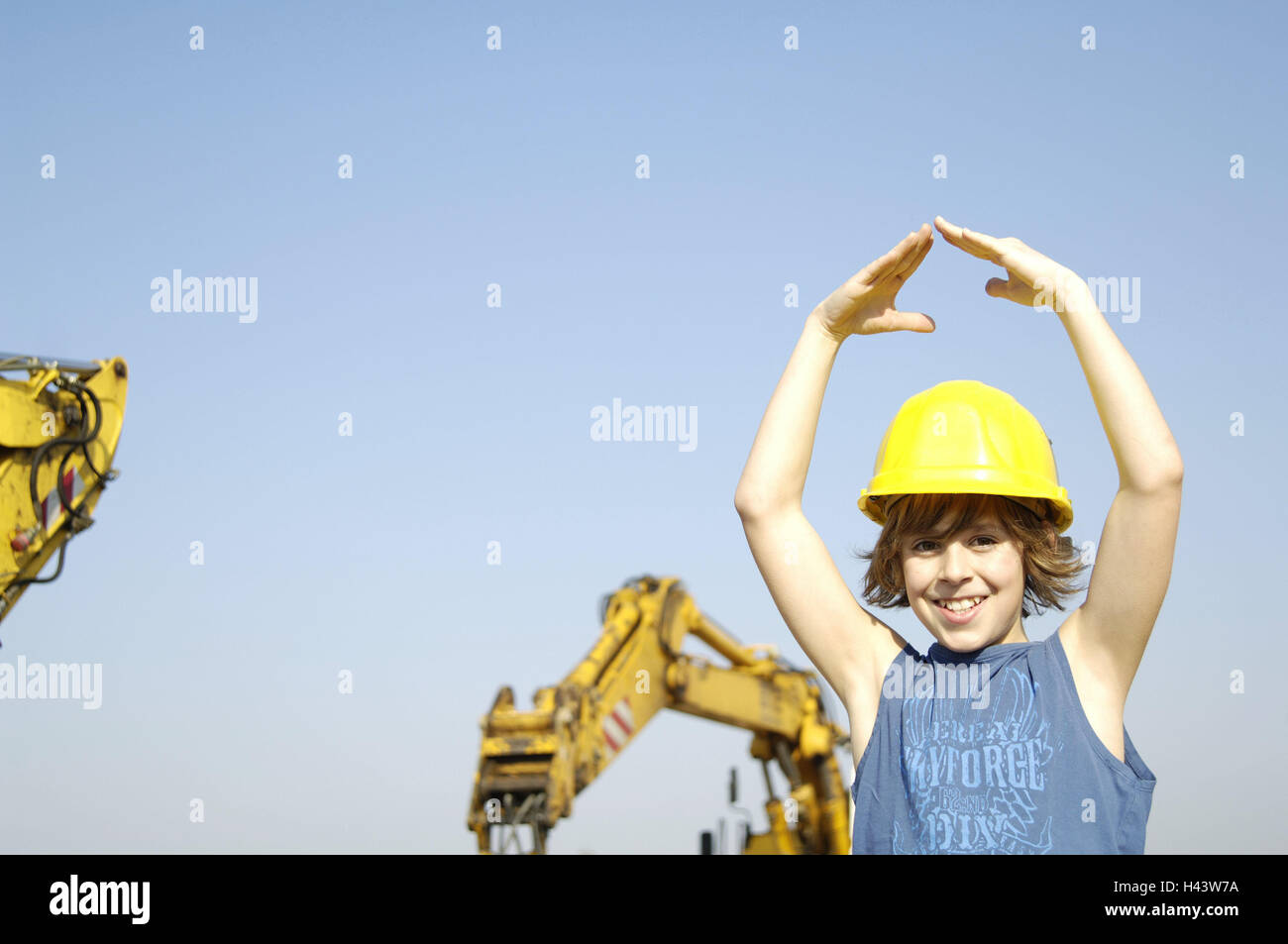 Child, boy, men at work, hands, gesture, house, career plans ...