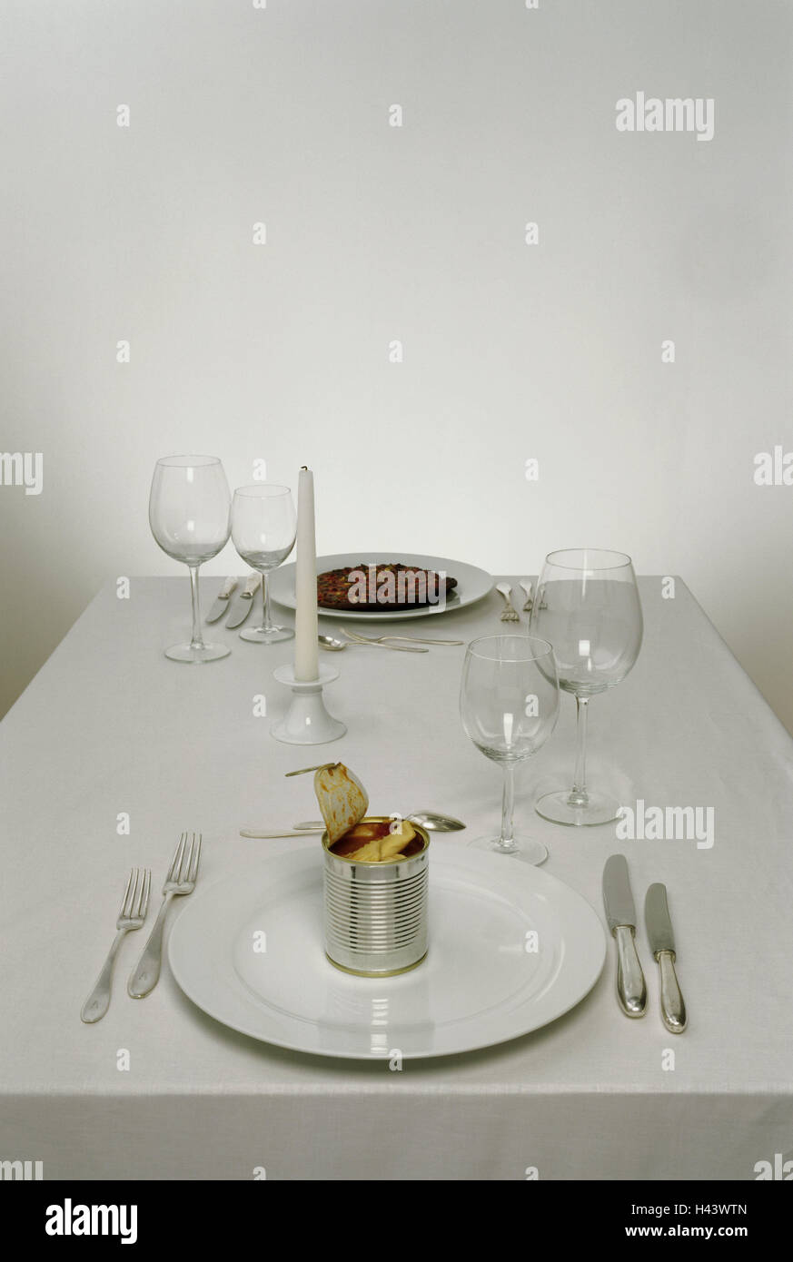 Table, covered, elegantly, ready-to-serve meals, deserted, gastronomy ...