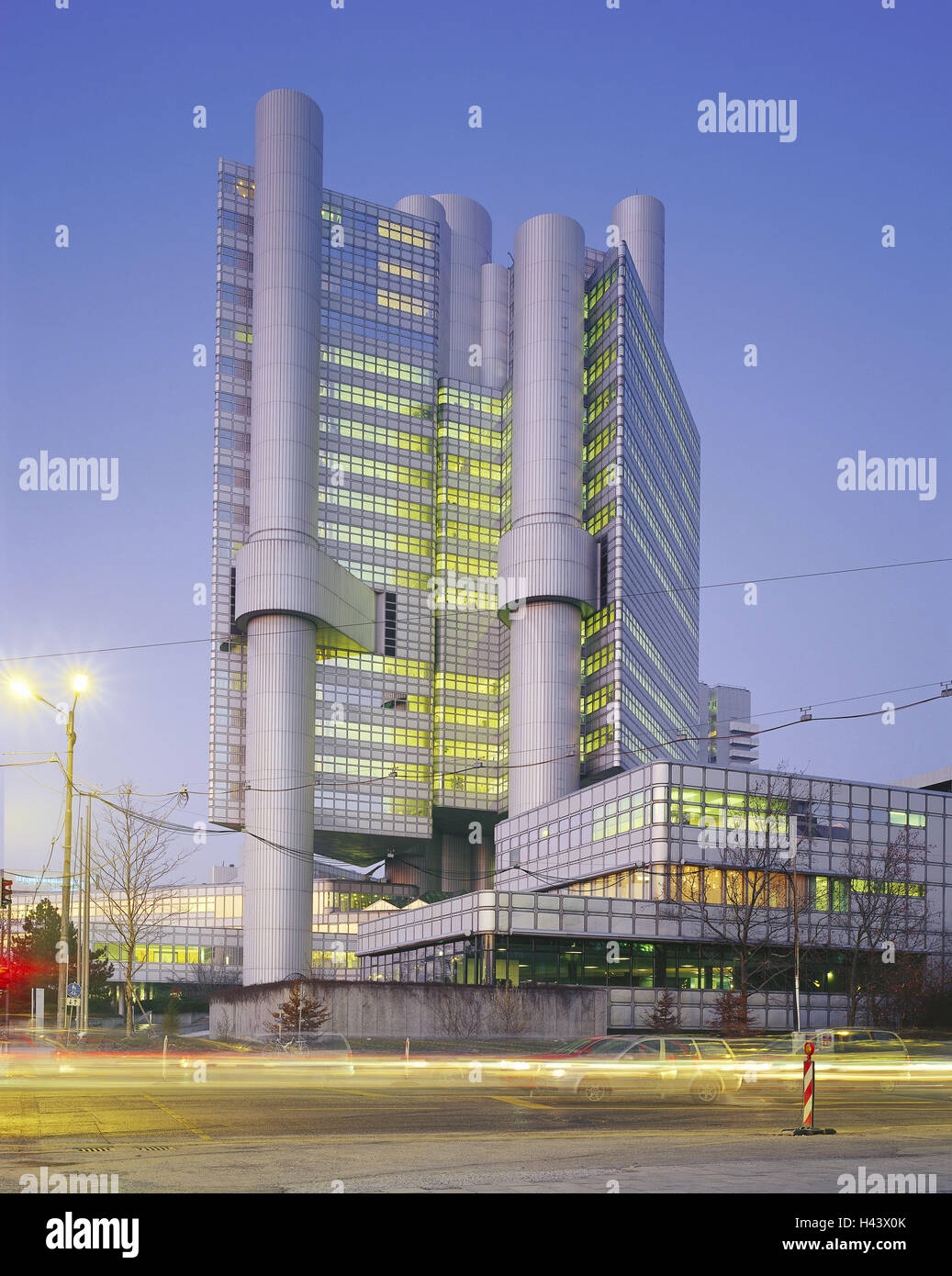 Hypo co operative bank administration building hi-res stock photography ...