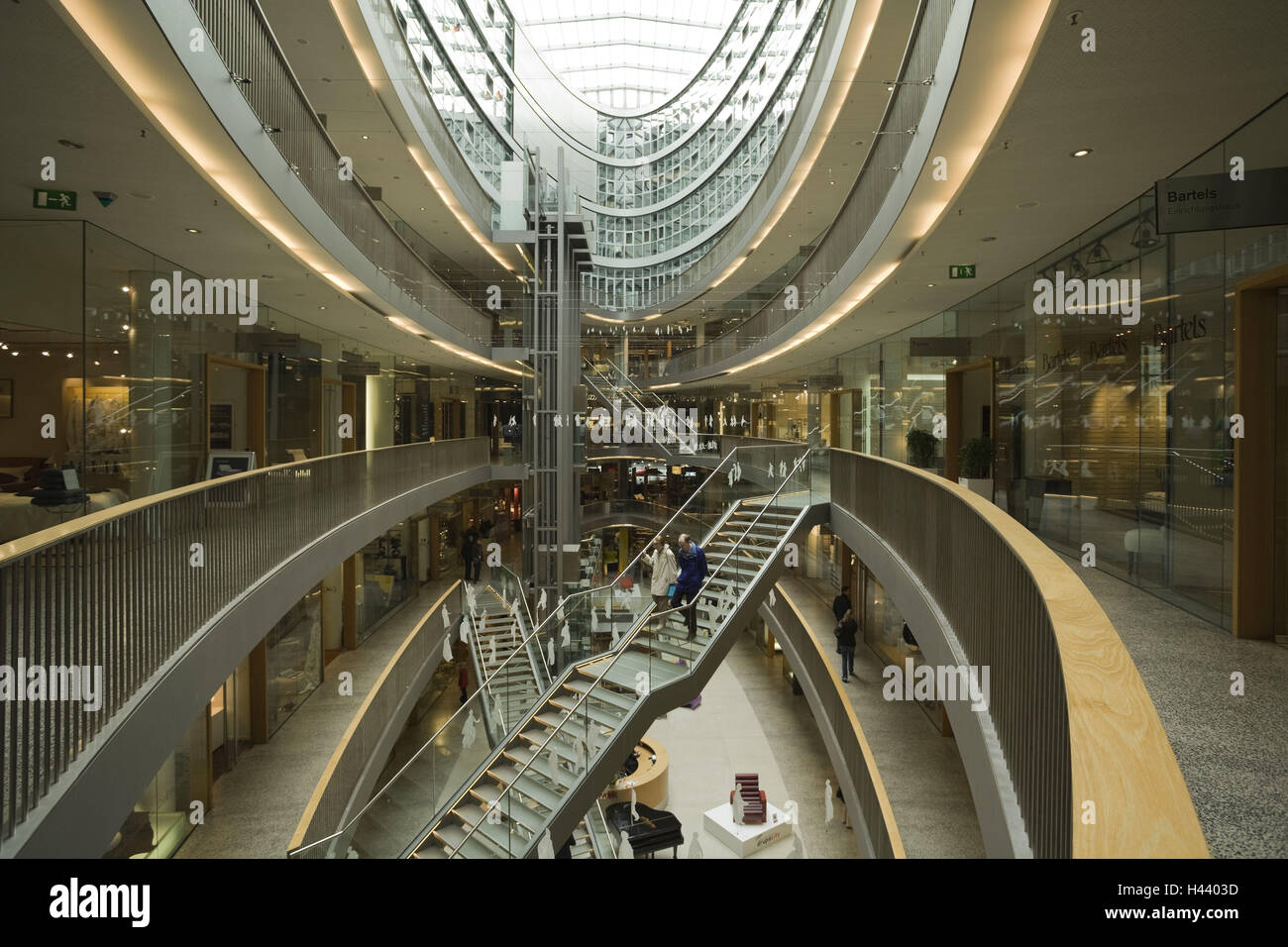 Germany, North Rhine-Westphalia, Dusseldorf, department store Stilwerk ...