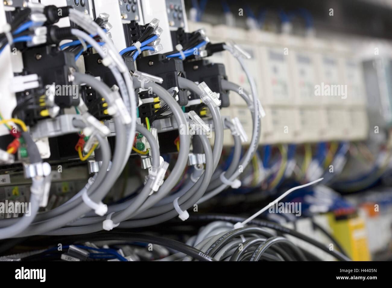 Machine price increase, air pressure, electrical system, industry ...