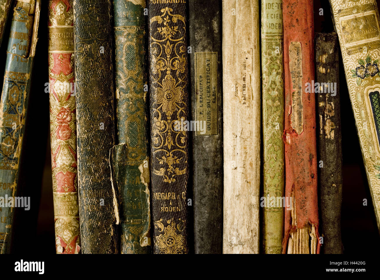 Books, old, antique, spines, broken, close up Stock Photo - Alamy