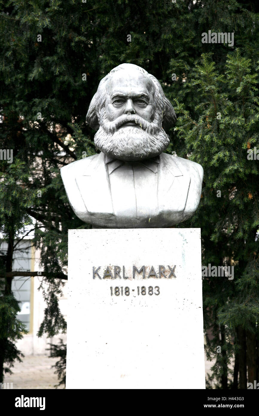 Germany, Berlin, Karl Marx, bust Stock Photo - Alamy