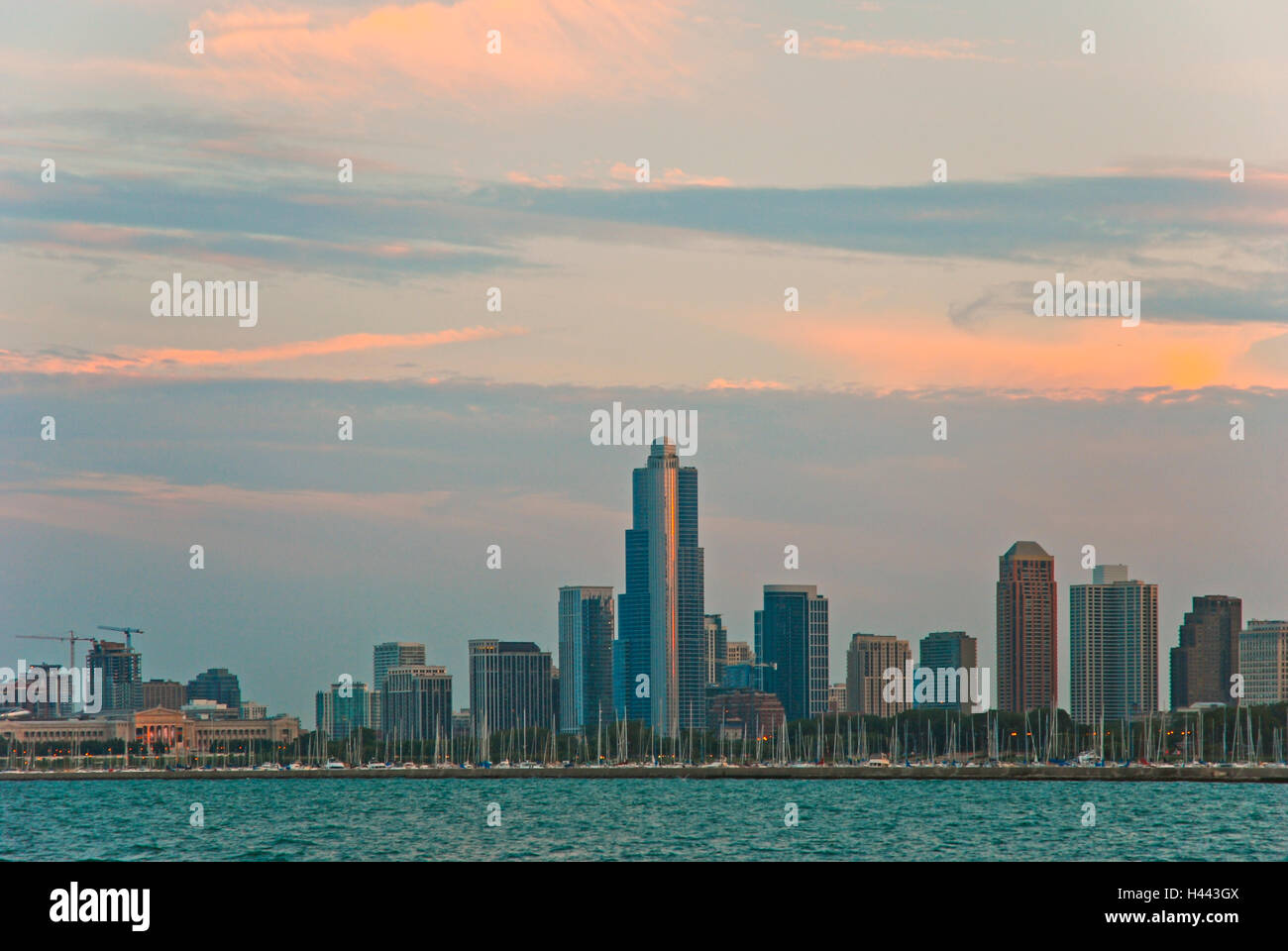 Chicago skyline, view from Michigan Lake Stock Photo - Alamy