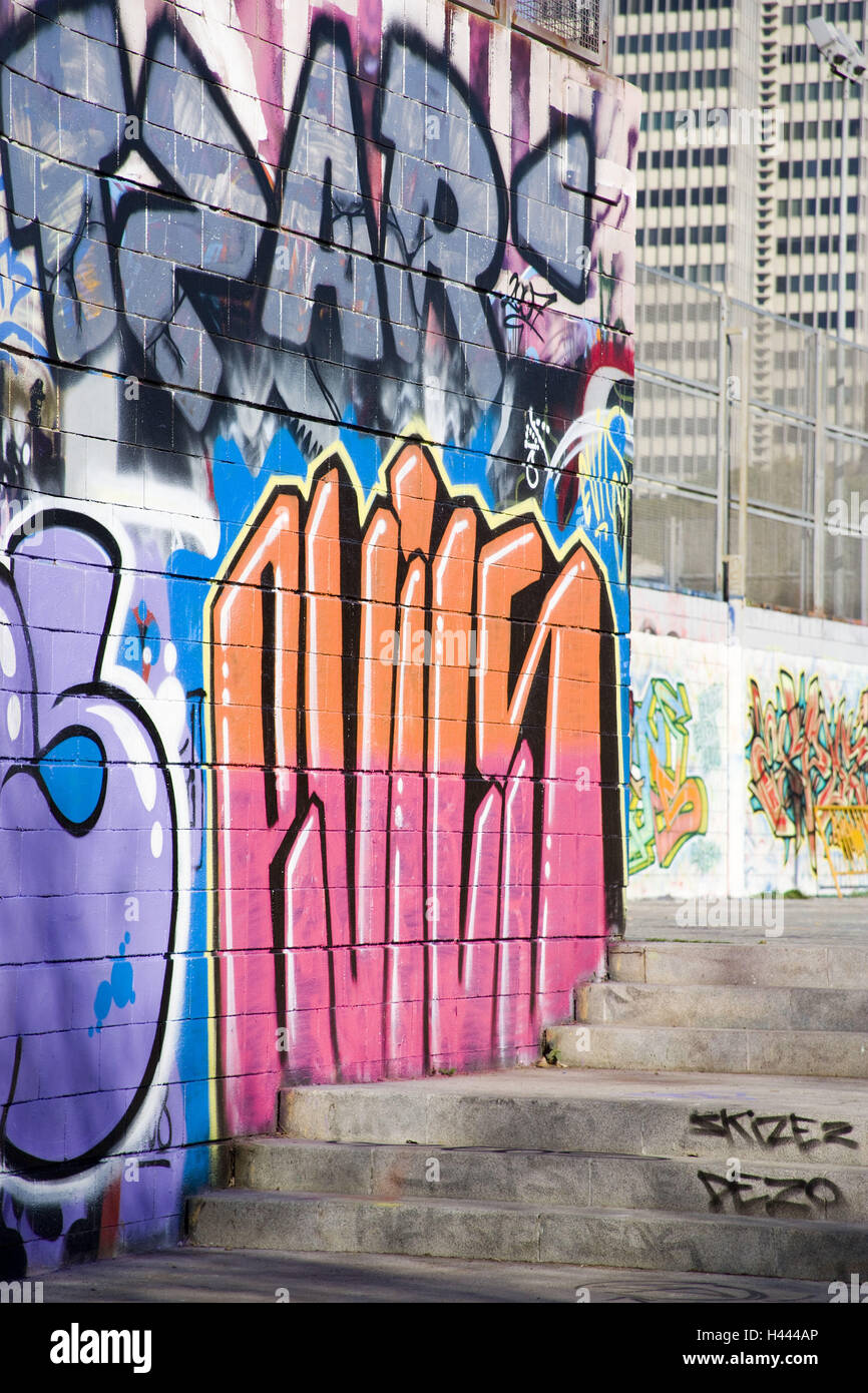 Wall, graffiti, close-up Stock Photo - Alamy