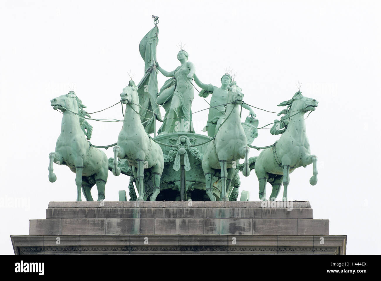 Statue of horses hi-res stock photography and images - Alamy