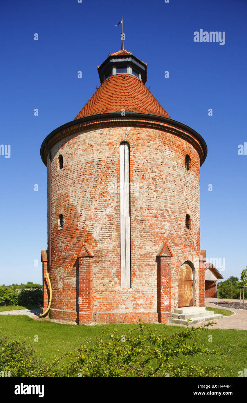 Germany, Mecklenburg-Western Pomerania, Woldegk, tower on the Mühleberg ...